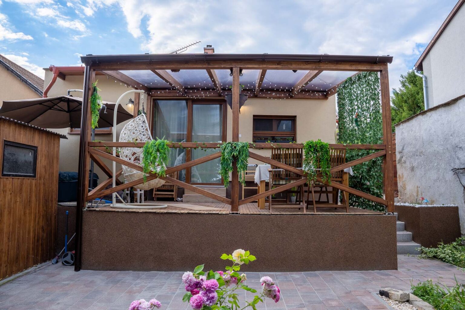 Teraszfedés - fedett, illetve zárt terasz megoldások